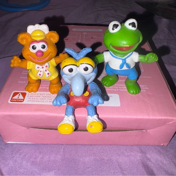 Sesame Street | Toys | Sesame Street Vintage Kurmet And Baby Animal Pvc ...